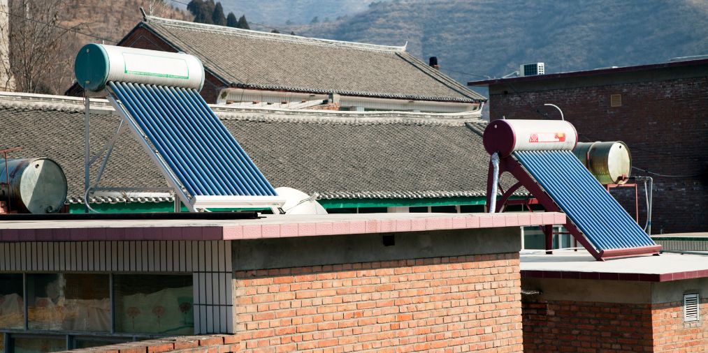 Descubre todo sobre los calentadores solares y su funcionamiento ...